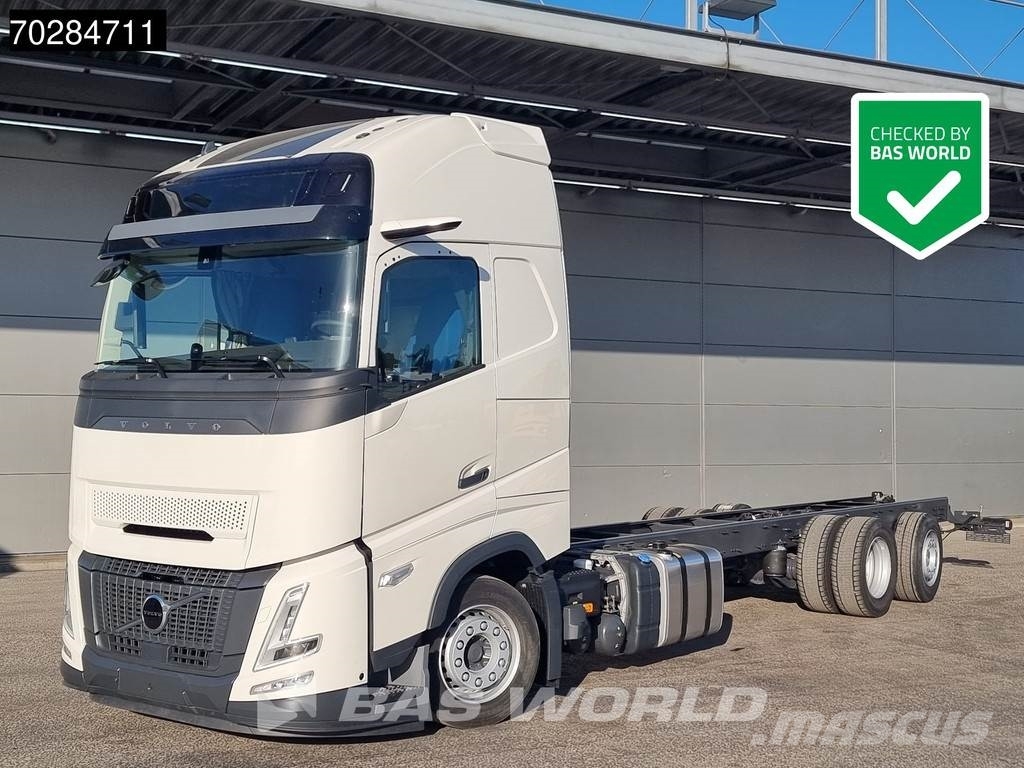沃尔沃 FH 62 R AERO 6X2 NEW Horsetruck chassis Lift+Lenka, 2025, Veghel ...