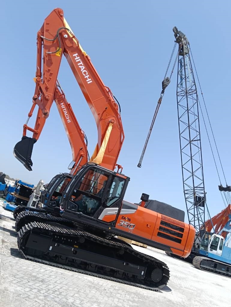 Hitachi Zaxis 350 - 7G - Year 2025, Made in Japan, 2025, Romania - Used ...