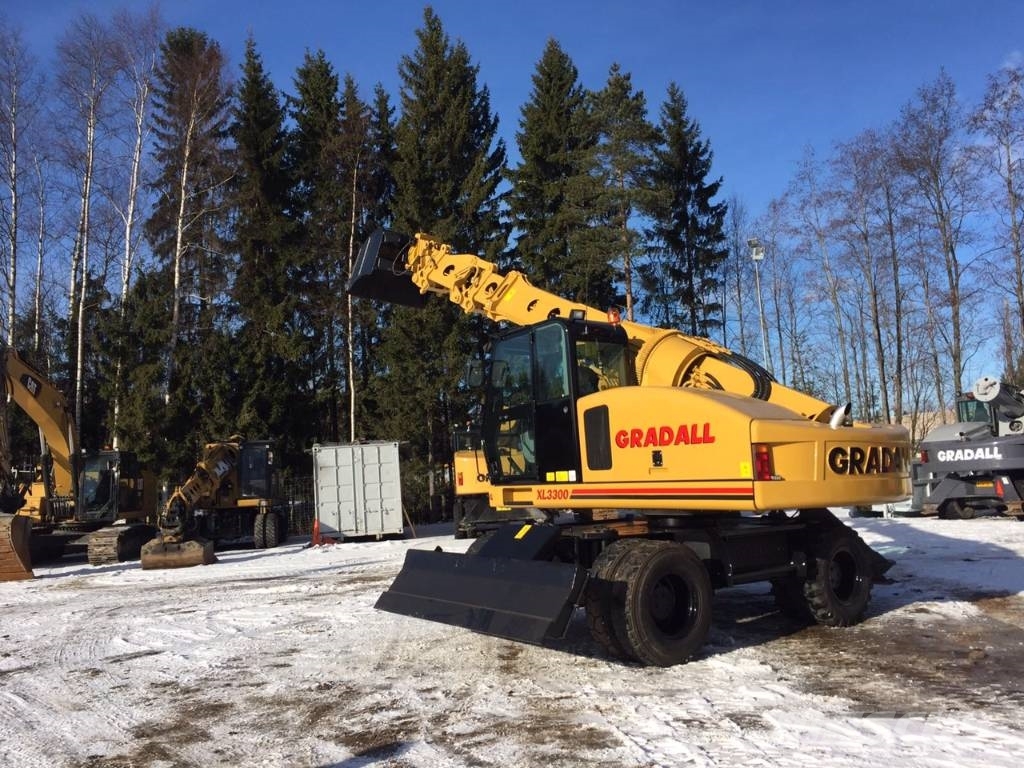 Gradall XL 3300, 2002, Hyvinkää, Uusimaa, Finlandia - excavadoras de ...