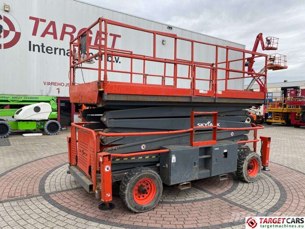 Skyjack SJ9250 RT Diesel 4x4 Scissor Work Lift 1720cm, 2015, EINDHOVEN ...