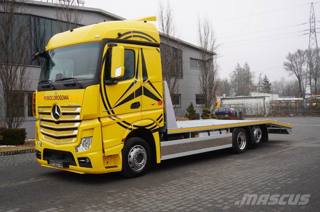 Mercedes-Benz Actros 2542 / New tow truck / Sleeping cabin