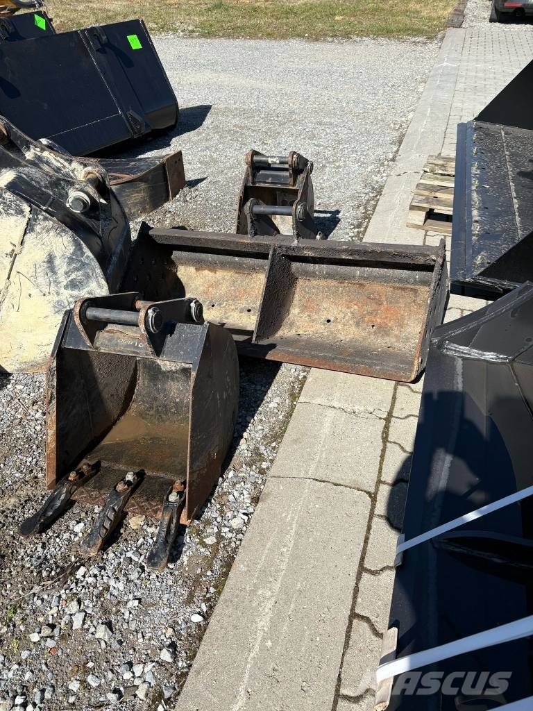 Jcb 2 CX Streetmaster 3CX Compact buckets, 2021, Niepołomice ...