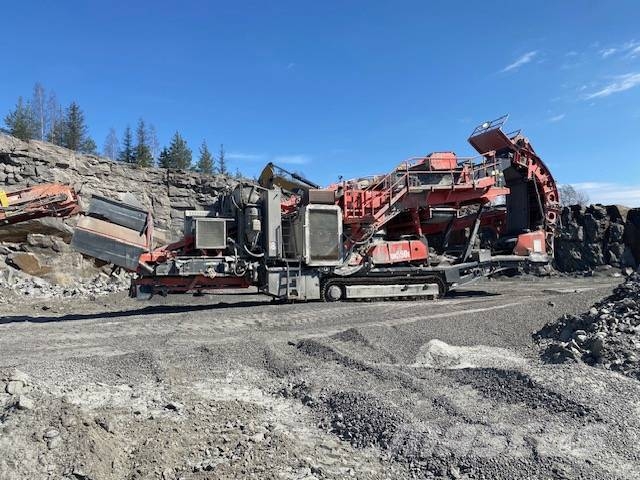 Sandvik UH550e, 2016, Finland - Begagnade mobila krossar