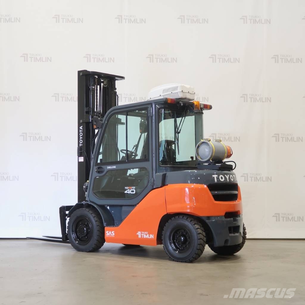 Toyota 8FD35N - LPG truckar för uthyrning, Tillverkningsår: 2018, 200