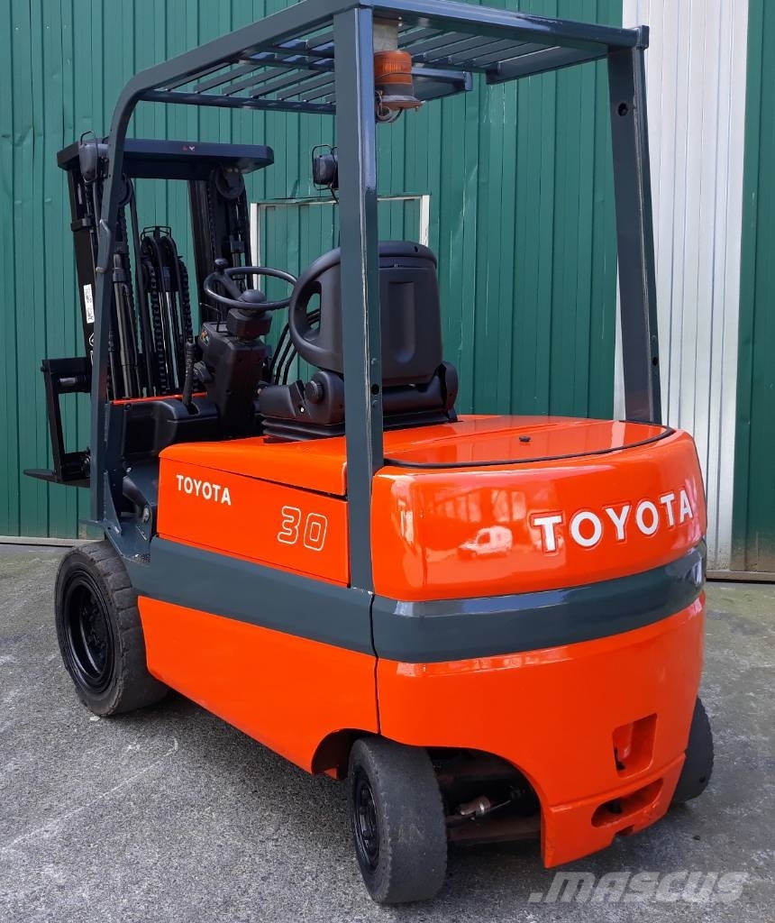 Toyota FBMF30, 1996, Spanje - Tweedehands elektrische heftrucks ...