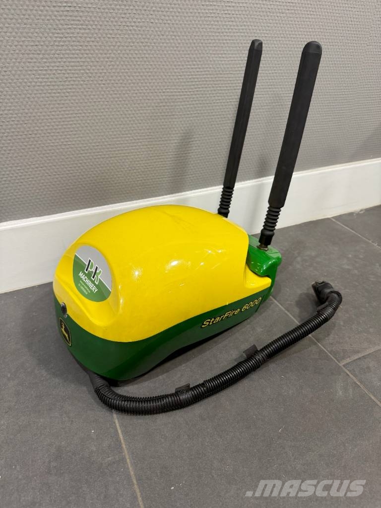 John Deere Starfire 6000 SF3 and RTK with 4G LTE modem, 2020, Nederland ...