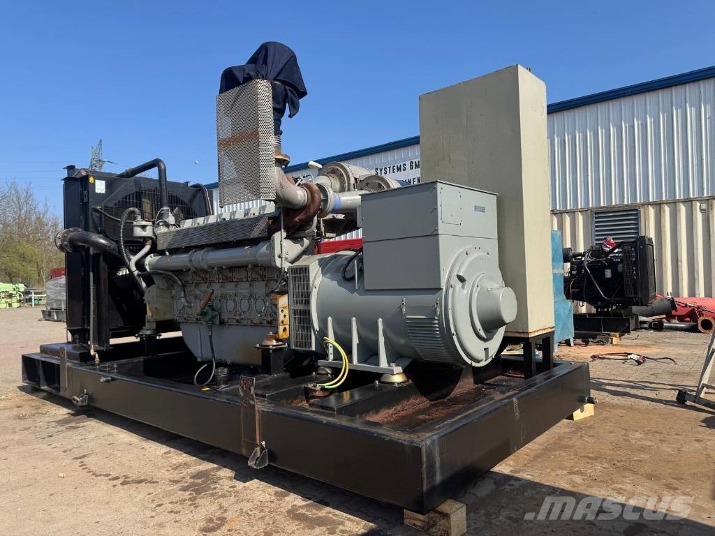 Perkins 1000 KVA Generator Stromaggregat/ Notstromaggegat, 2005, Kropp ...