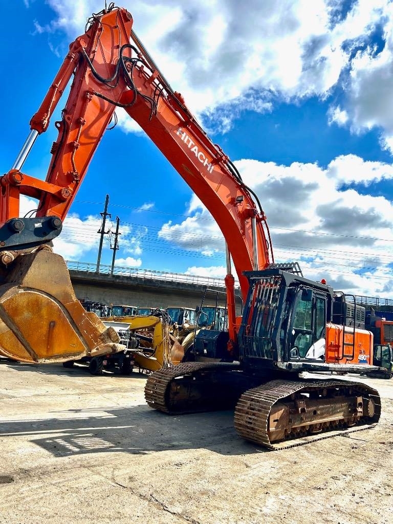 Hitachi 490 LCH-6, 2017, West Thurrock, Essex, United Kingdom - Used ...