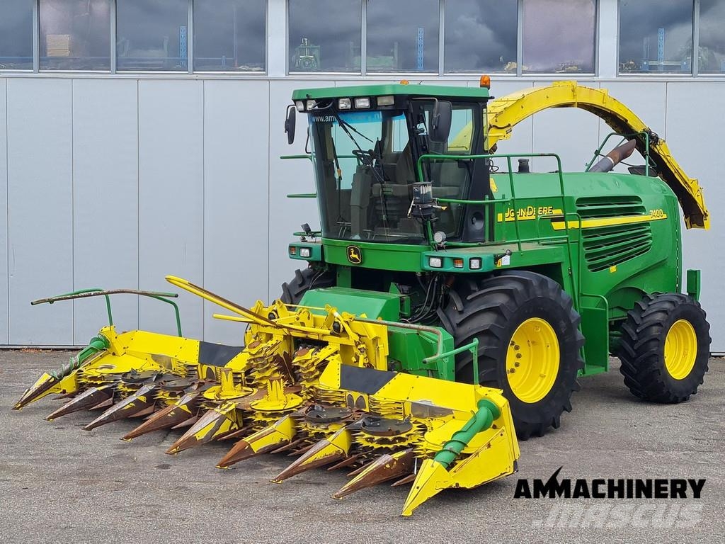 John Deere 7400 forage harvester, Horst, Netherlands - Used self ...