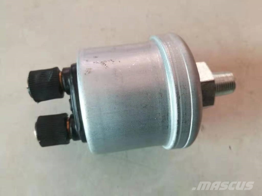 二手Cummins K19 Engine Sensor 3015238 Oil Pressure Sensor 3015237出售 ...