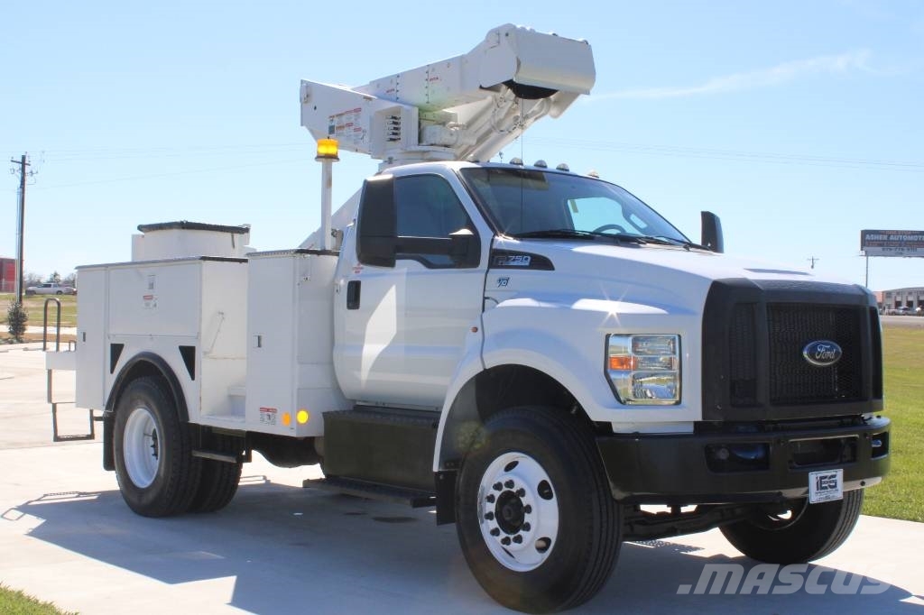 Ford F750 - Gas 4x2 Terex TPL40, 2016, Bryan, Texas, United States ...