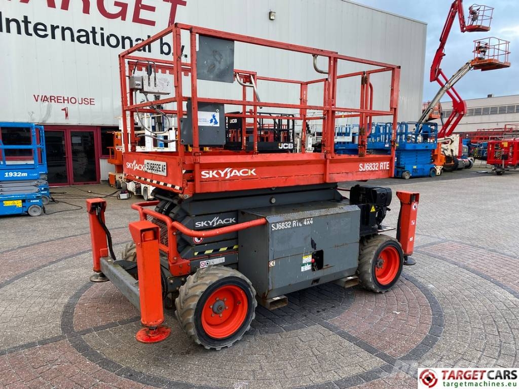 Skyjack SJ6832RTE Hybrid 4x4 Scissor Work Lift 1180cm, 2017, EINDHOVEN ...