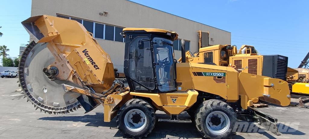 Vermeer RTX1250i2, 2021, Italy - Used trenchers / Plows - Mascus