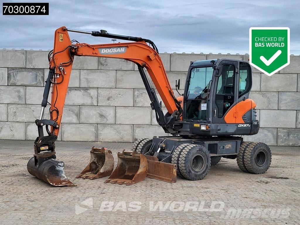 Doosan DX57 W-5 A/C - 3 Buckets, 2017, Veghel, Netherlands - Used ...