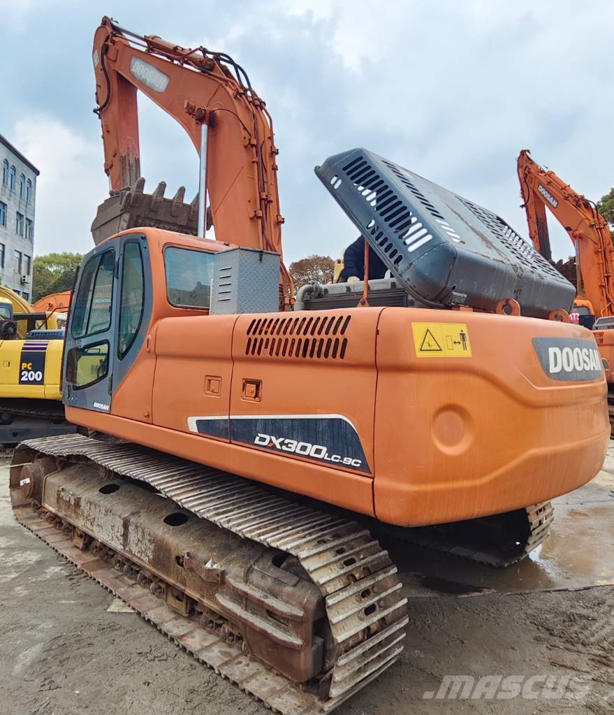 Doosan DX 300 LC, 2020 - używane koparki gąsienicowe - Mascus Polska
