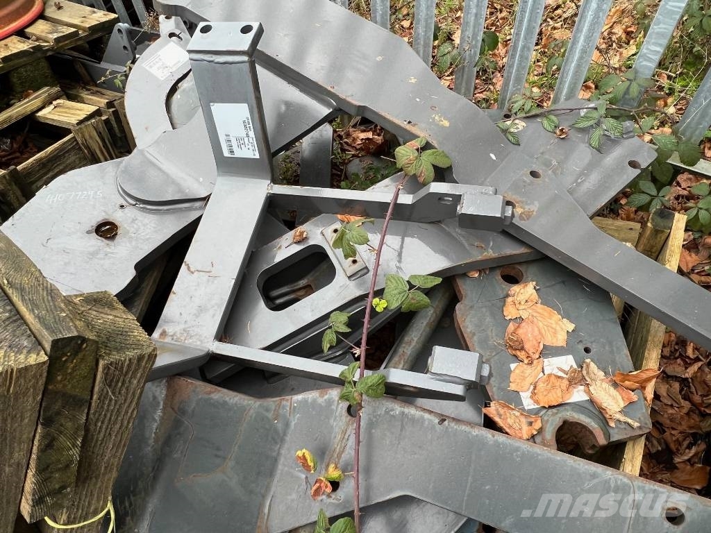 Massey Ferguson Loader Subframe to fit MF6460, Martly, Worcestershire ...