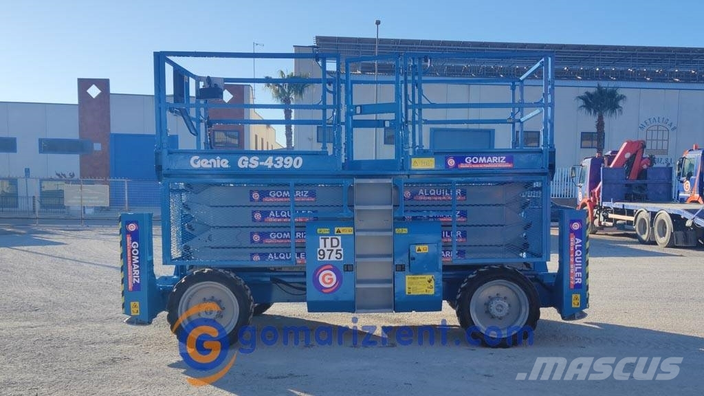 Genie GS 4390, 2003, FORTUNA, Murcia, Región de, Spain - Used scissor ...
