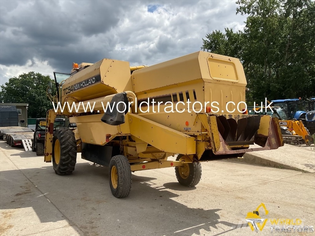 New Holland TC 54, Maidstone, Kent, United Kingdom - Used combine ...