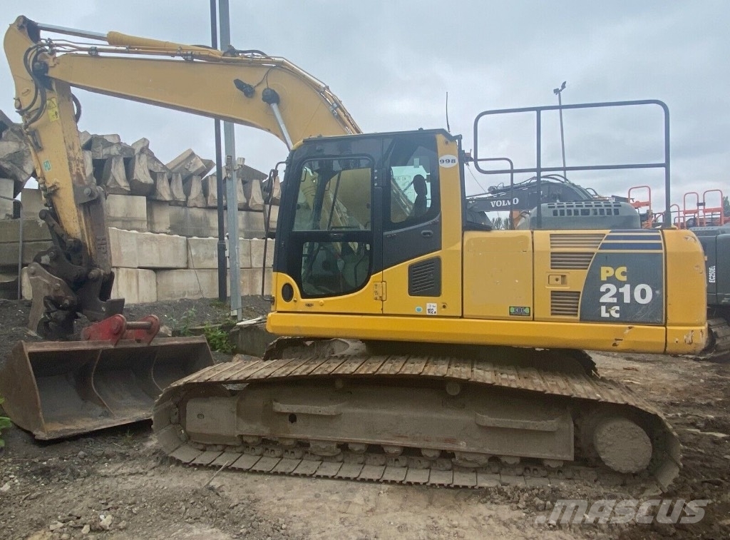 Komatsu PC 210 LC, 2011, Rotherham, South Yorkshire, United Kingdom ...