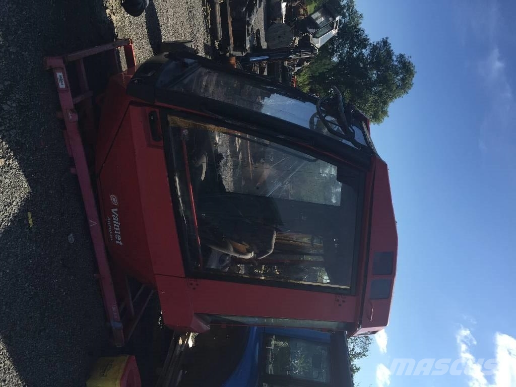 Valmet 941 cabin / internals, 2004, Dalbeattie, United Kingdom - Used ...