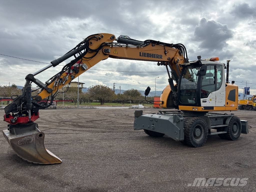 Liebherr A 918 Compact Litronic, 2015, Greece - Used wheeled excavators ...