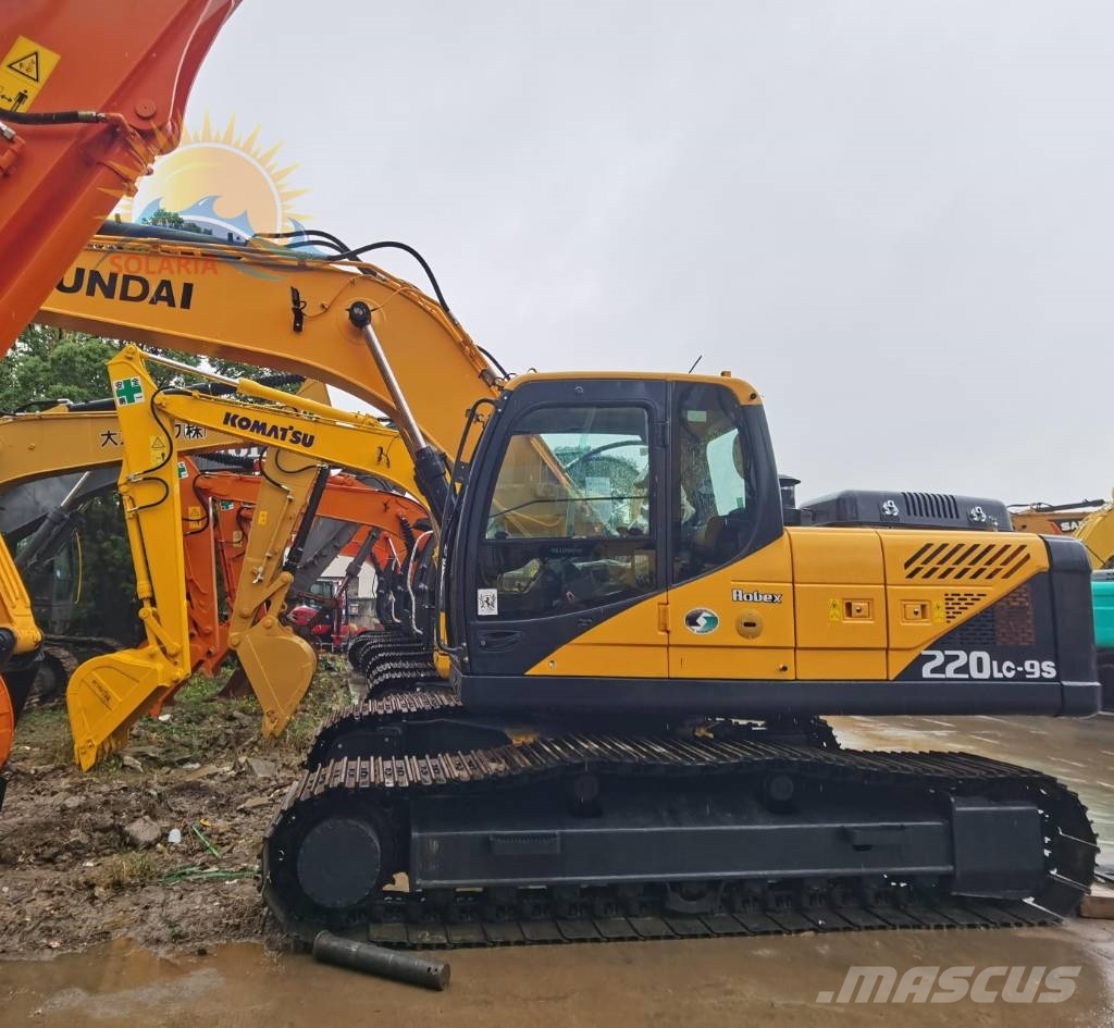 Hyundai Robex 220 LC-9 S, 2020, China - Used crawler excavators ...