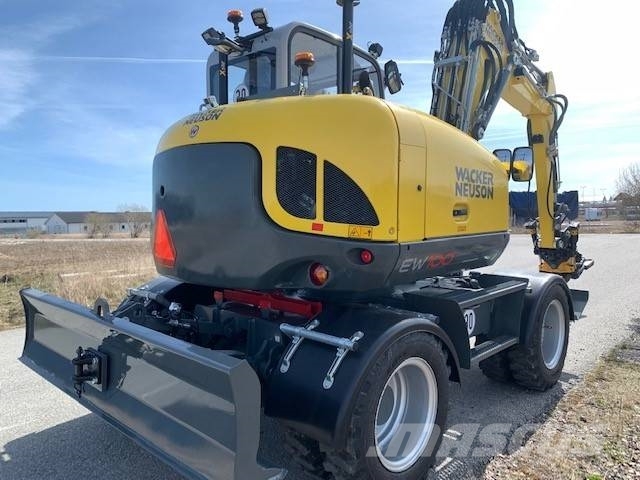 Wacker Neuson EW 100 , Uthyres - wheeled excavators for rent, Year of ...