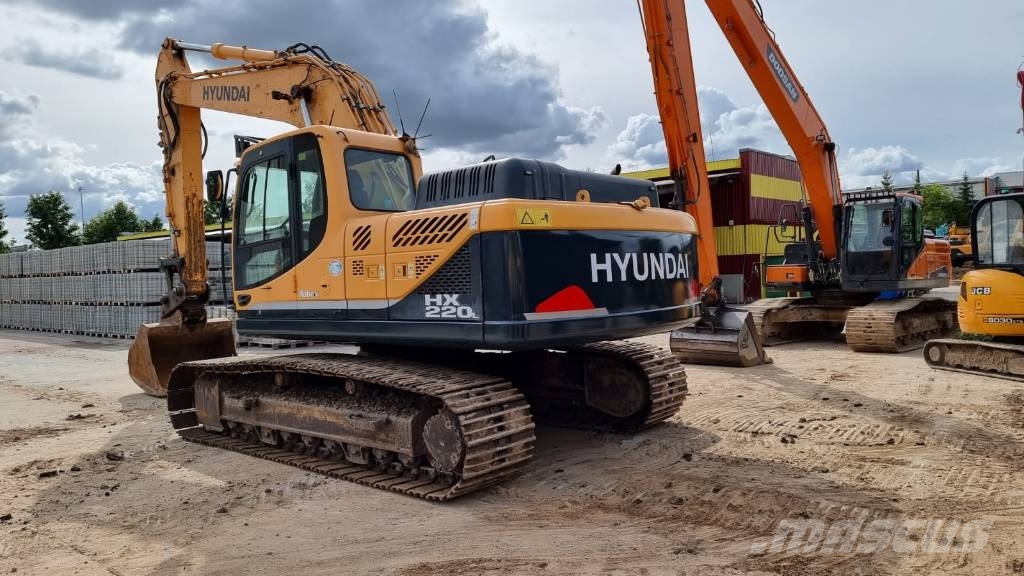 Hyundai 220 LC, 2016, Lithuania - Used crawler excavators - Mascus