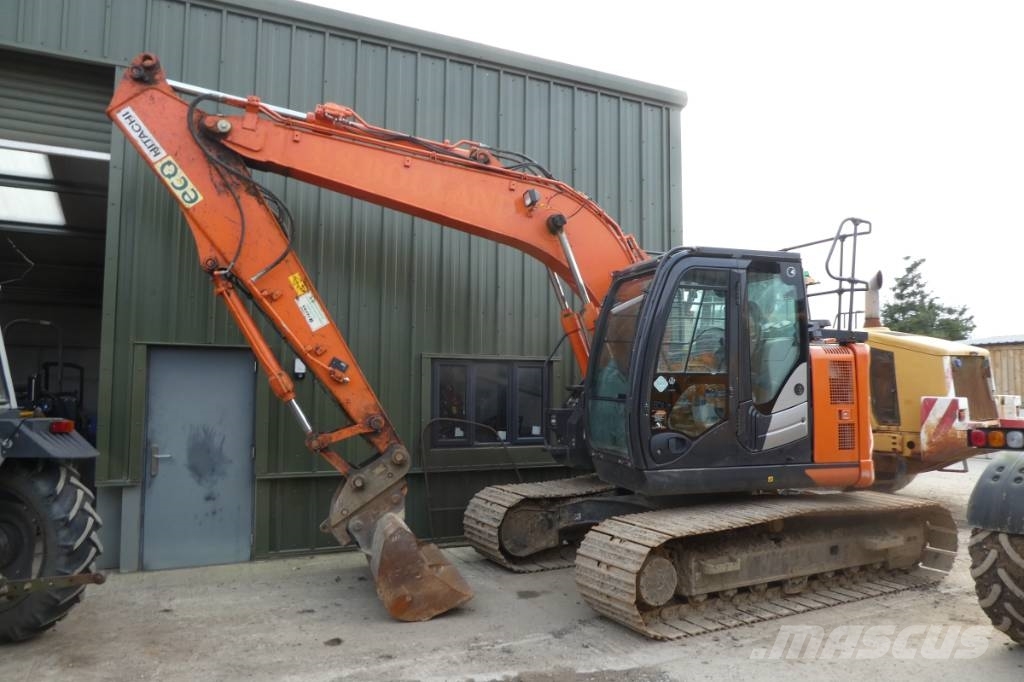 Hitachi ZX 135 US-6, 2018, Royaume-Uni - Mascus France