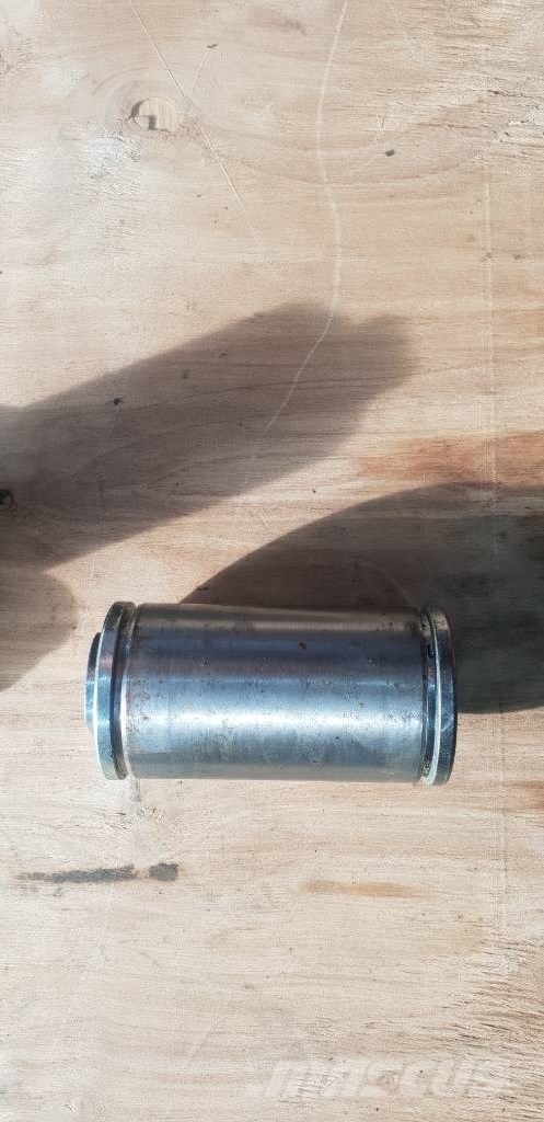 Cranab GRAB PIN & BUSH, PALLET 1, United Kingdom - Used booms and arms ...