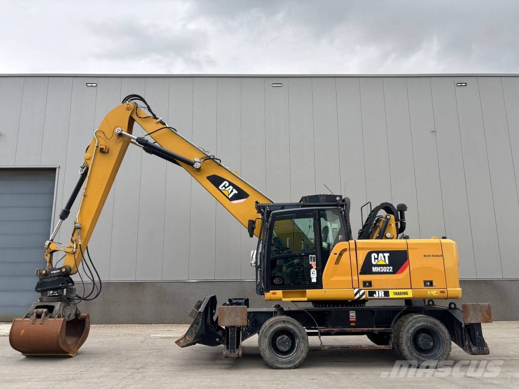 Cat MH 3022, 2016, RITTHEM, Zeeland, Netherlands - Used waste ...