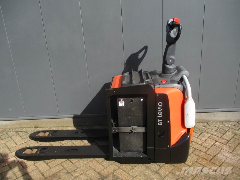 Toyota LPE 200, 2019, Veen, Netherlands, Netherlands - Used low lifter ...