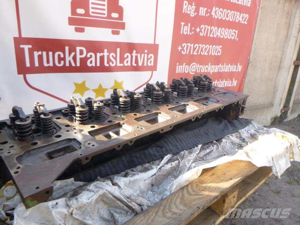 Volvo FH16 Engine head D16C550