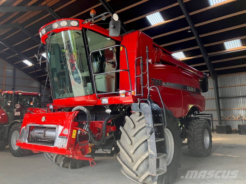 Case Ih 7088, 2009, Ringsted, Sjælland, Denmark - Used combine ...