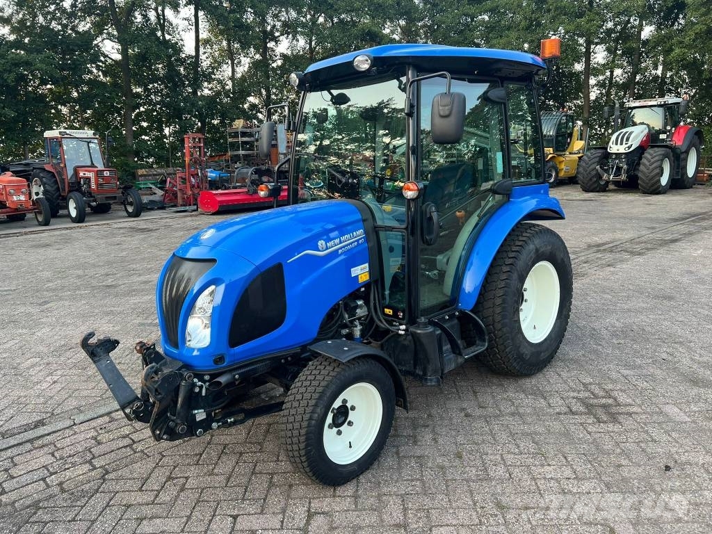 New Holland Boomer 40 CAB HST tractor trekker tracteur, 2021 - używane ...
