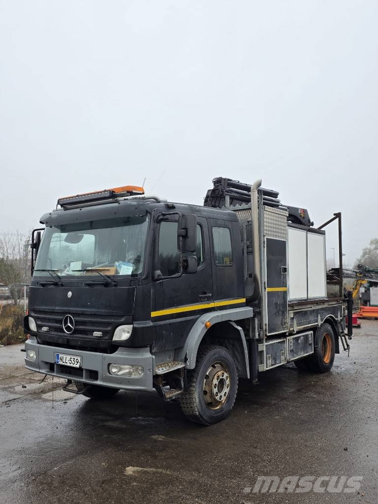 Mercedes-Benz 1528 AF 4x4, 2007, Finland - Begagnade kranbilar