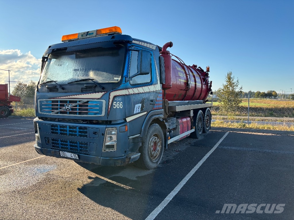 Volvo VOLVO FM12 6X2, 2003, Nyköping, Sweden - Used tanker trucks - Mascus