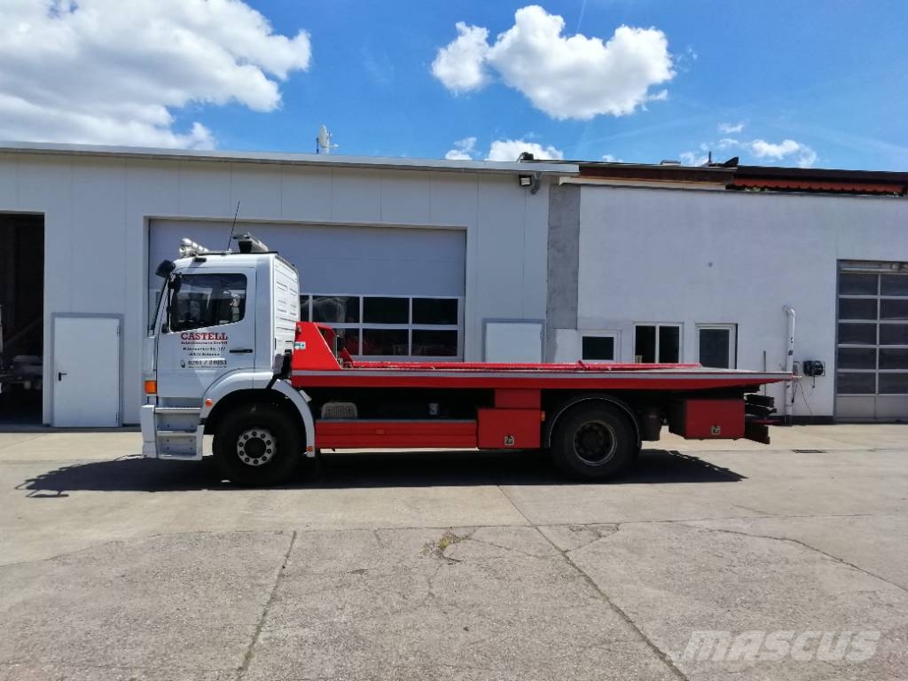 Mercedes-Benz Abschleppwagen / Baumaschinentransporter zGG 18t, 2001 ...