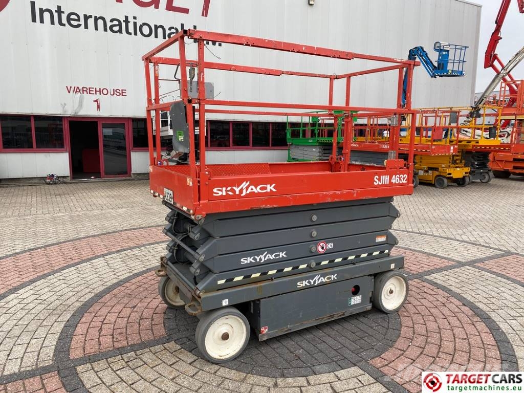 Skyjack SJIII-4632 Electric 4632 Scissor Work lift 1170cm, 2018 ...