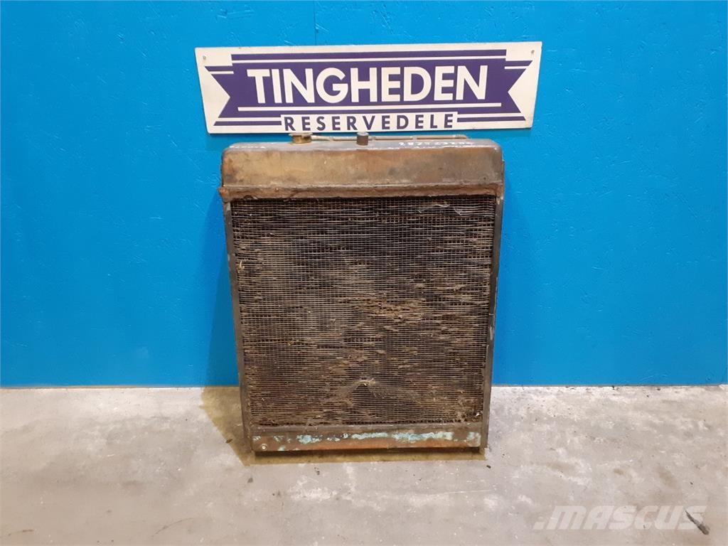 Dronningborg 7200, Østerbækvej 4, Denemarken - Tweedehands radiatoren ...