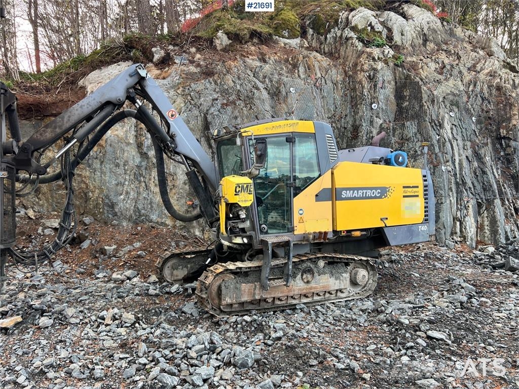 Atlas Copco smartroc T40-11 drilling rig w/2540 hammer, CME gr, 2012 ...