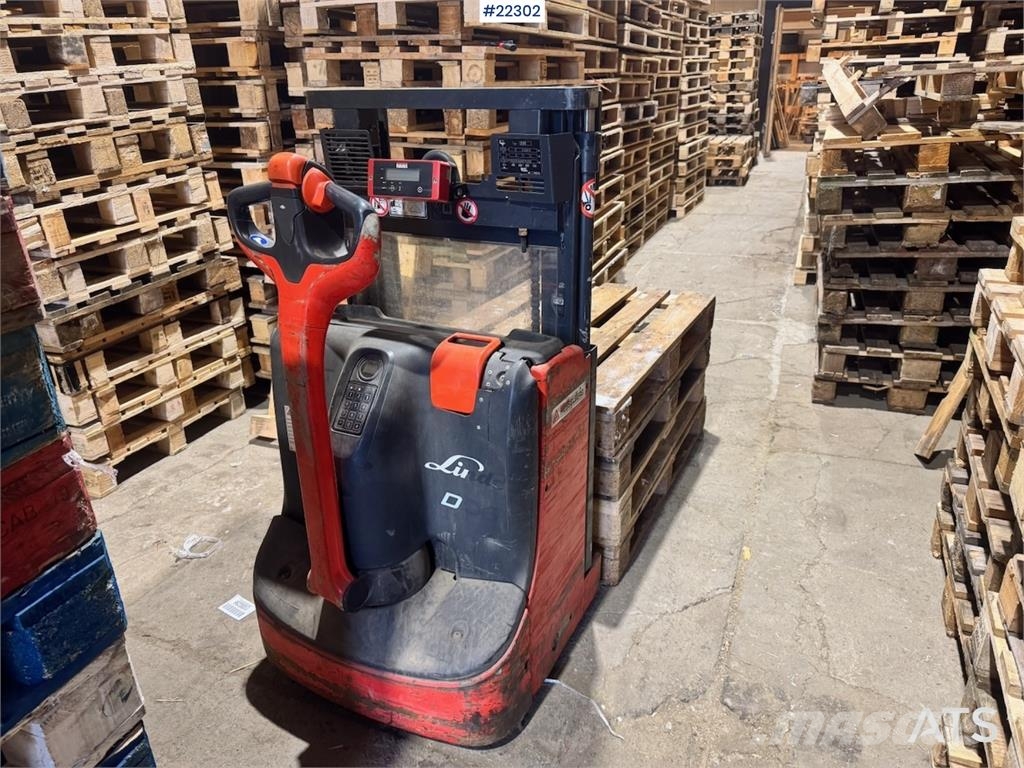 Linde D06 pallet stacker, 2013, Akershus, Norvège - Mascus France