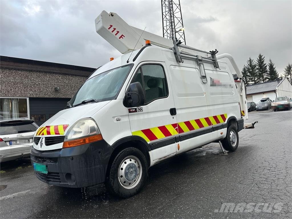 Renault Master lift truck w/ France Elevateur lift basket., 2009 ...