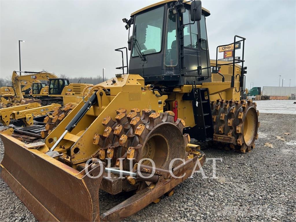 Cat 815K, 2018, Youngstown, Ohio, United States - Begagnade jordkompaktorer