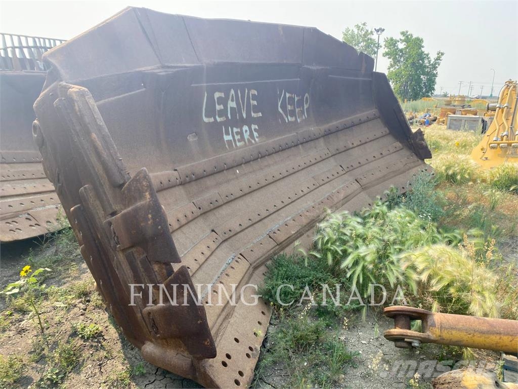 Cat ATTACHMENTS D10R, 1997, Regina, Saskatchewan, Canada - Used blades ...