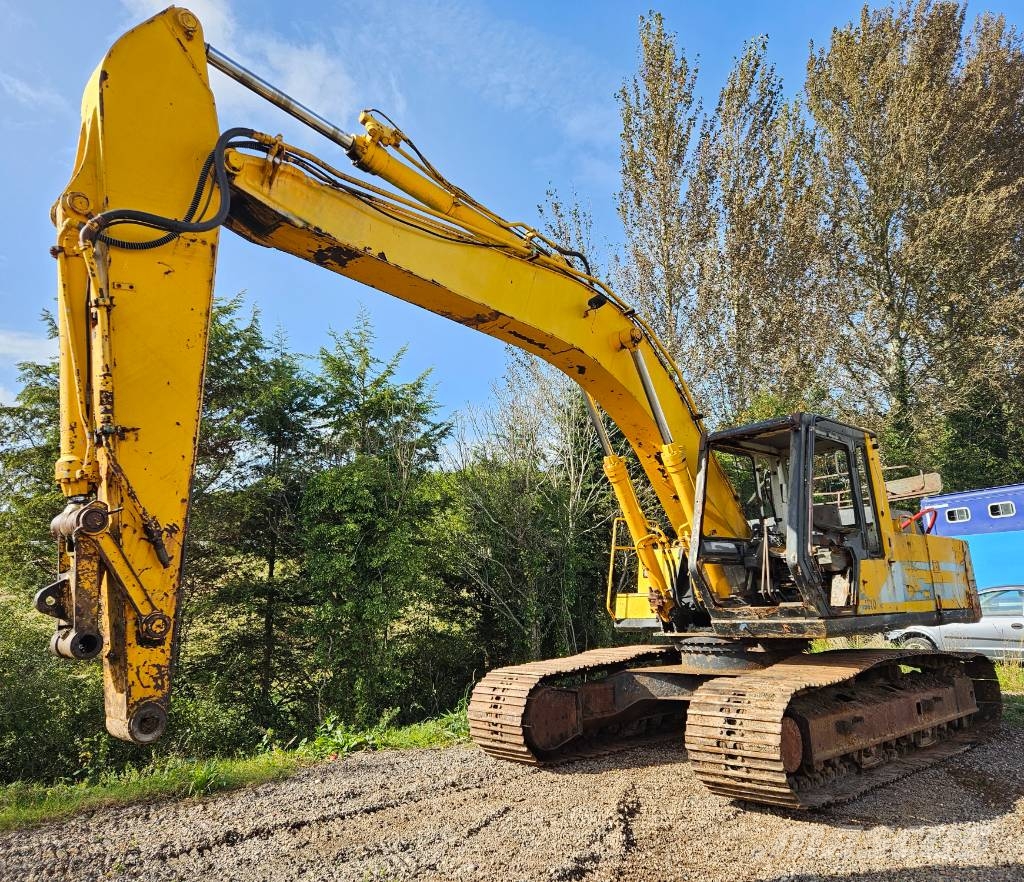 Jcb JS 200 LC BREAKING ALL PARTS SPARES PARTS SPAR JS , Portadown ...