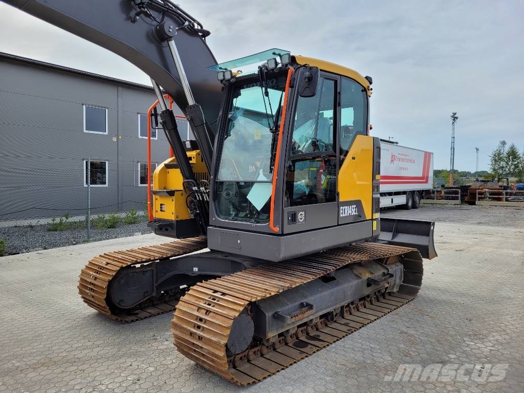Volvo ECR 145 E , UTHYRES - crawler excavators for rent, Year of ...