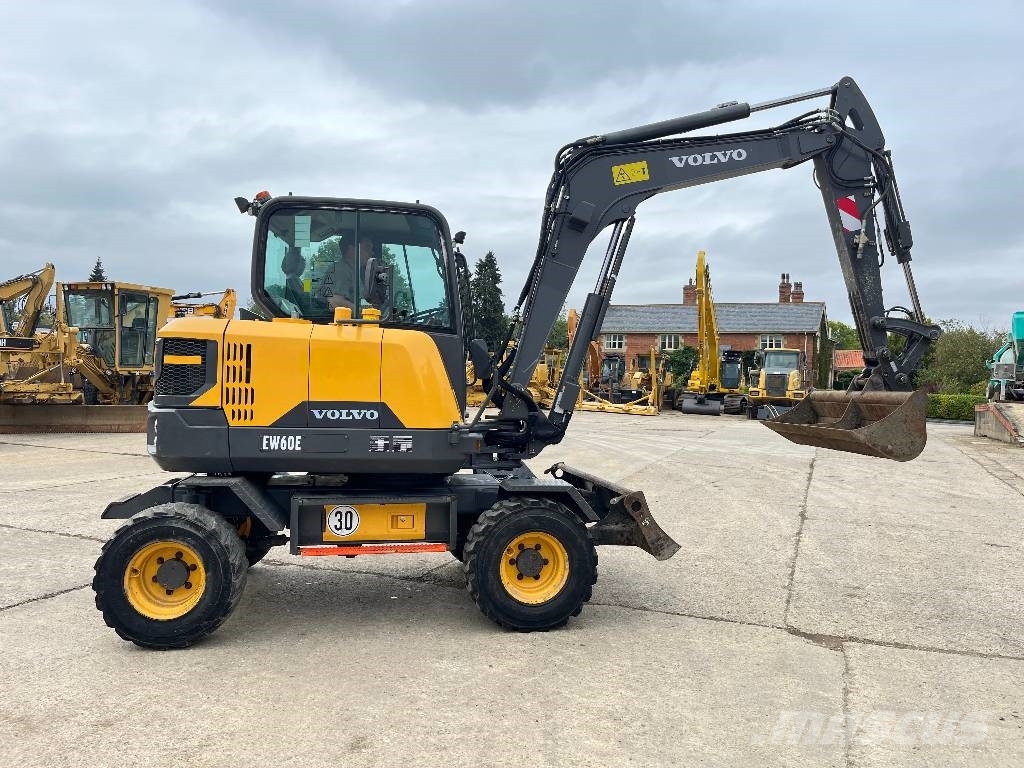 ボルボ EW 60 E, 2017, Bourne, Lincolnshire, イギリス - 中古 ホイール式油圧ショベル（ユンボ ...