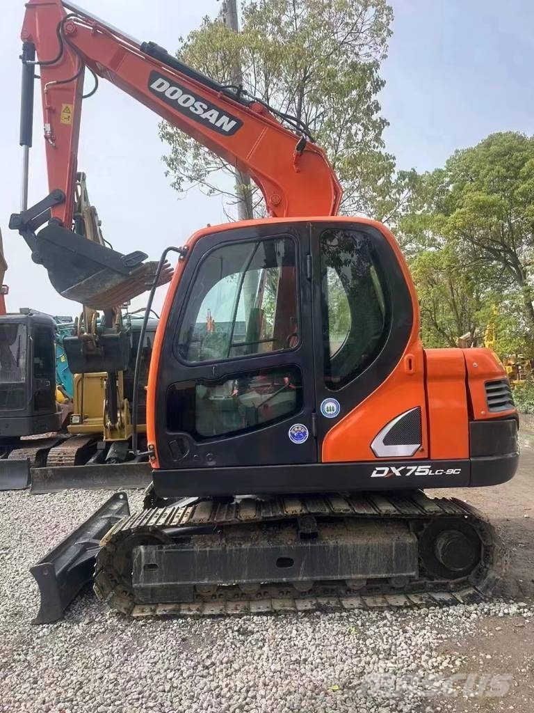 Doosan DX 75LC-9 C, 2021, China - Used mini excavators