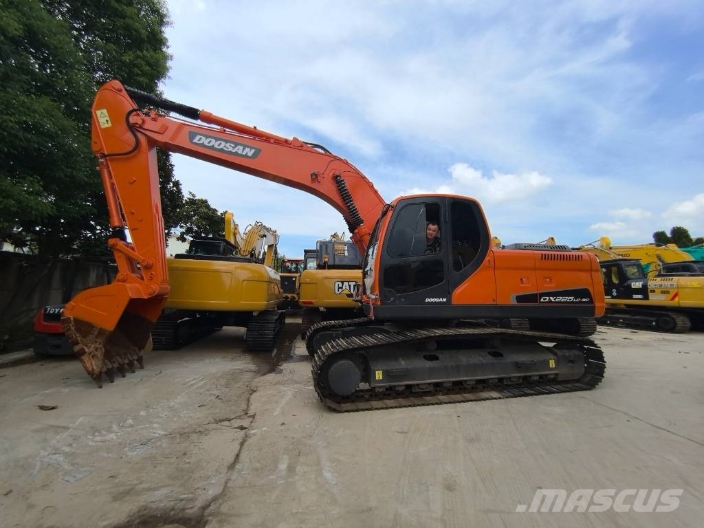 Doosan DX 225 LC, 2022, China - Used wheeled excavators - Mascus USA